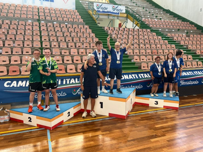 Comitato Italiano Paralimpico - TENNISTAVOLO - Matteo Giomo e Samuele ...